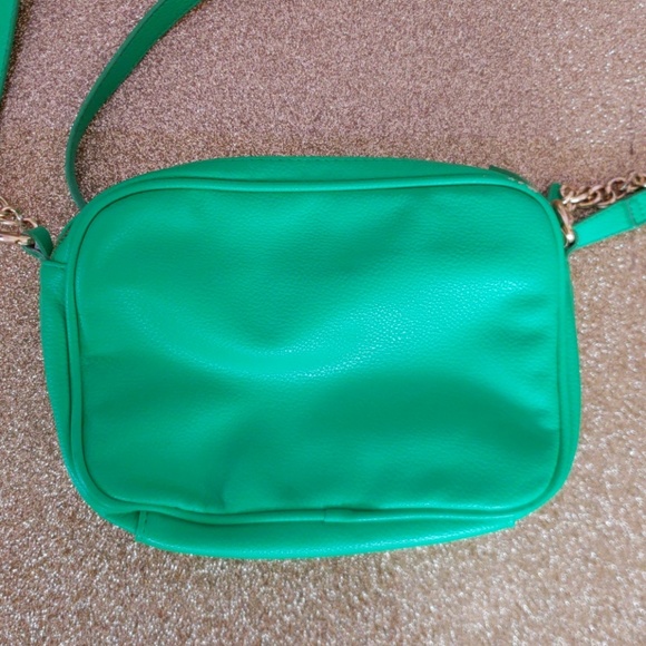 bebe | Bags | Bebe Green Crossbody Purse | Poshmark